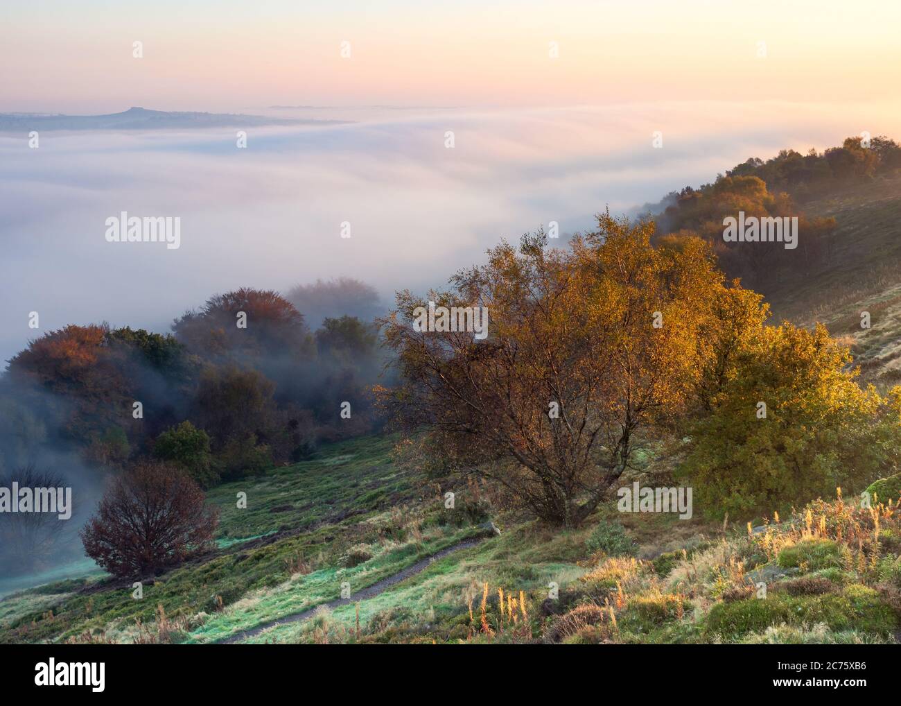 A temperature inversion fills Lower Wharfedale with fog on a frosty ...