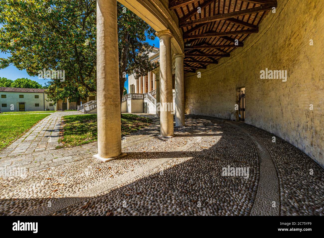 Italy Veneto - Fratta Polesine ( RO ) - Villa Badoer by Andrea Palladio ...