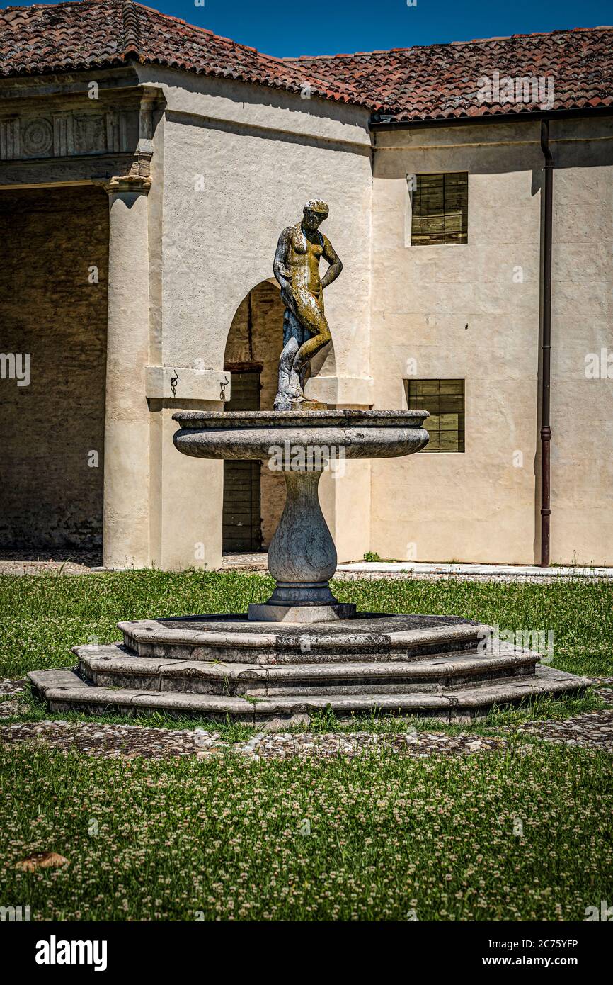 Italy Veneto - Fratta Polesine ( RO ) - Villa Badoer by Andrea Palladio ...