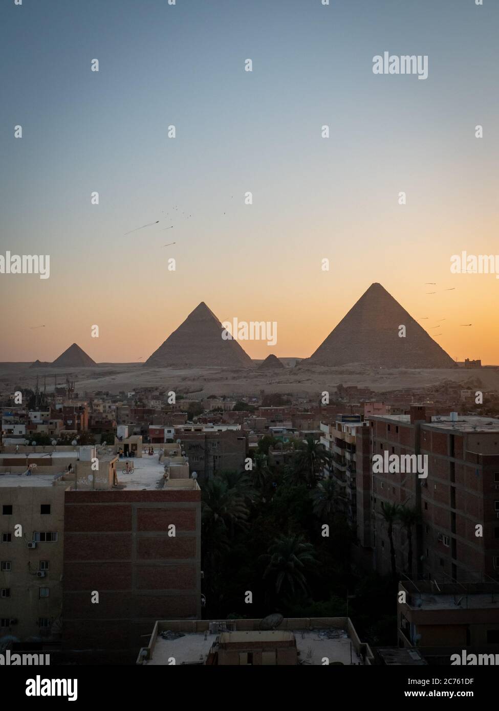 Egyptian pyramids sunset hi-res stock photography and images - Alamy