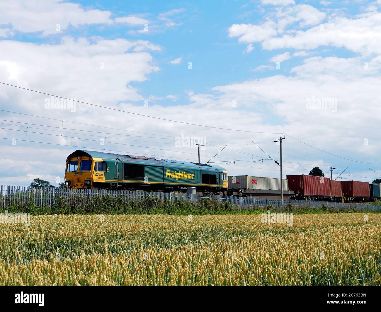 Freightliner class 66 hi-res stock photography and images - Alamy