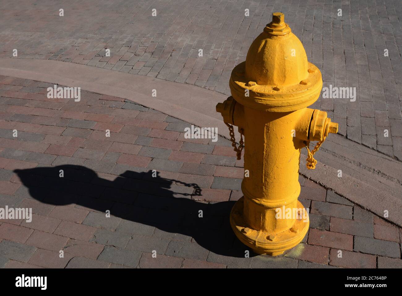 Fireman hydrant hi-res stock photography and images - Alamy