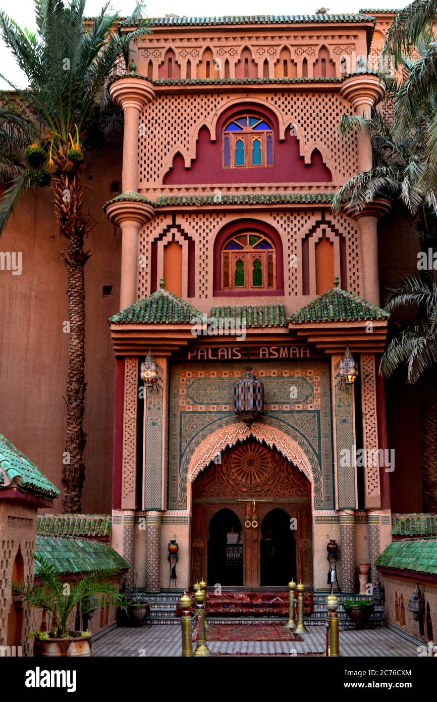 Traditional Moroccan architecture Stock Photo - Alamy