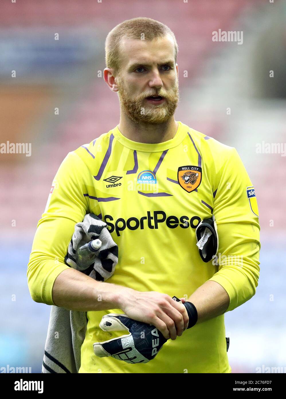 Goalkeeper george long hi-res stock photography and images - Alamy