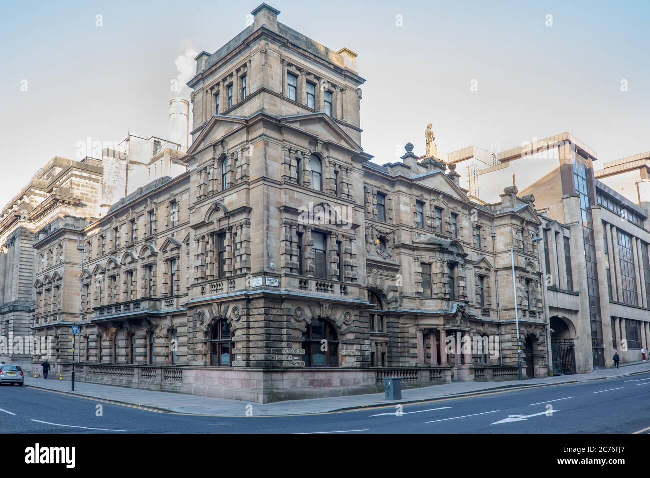 Montrose Street entrance to Glasgow City Chambers, Scotland Stock Photo ...