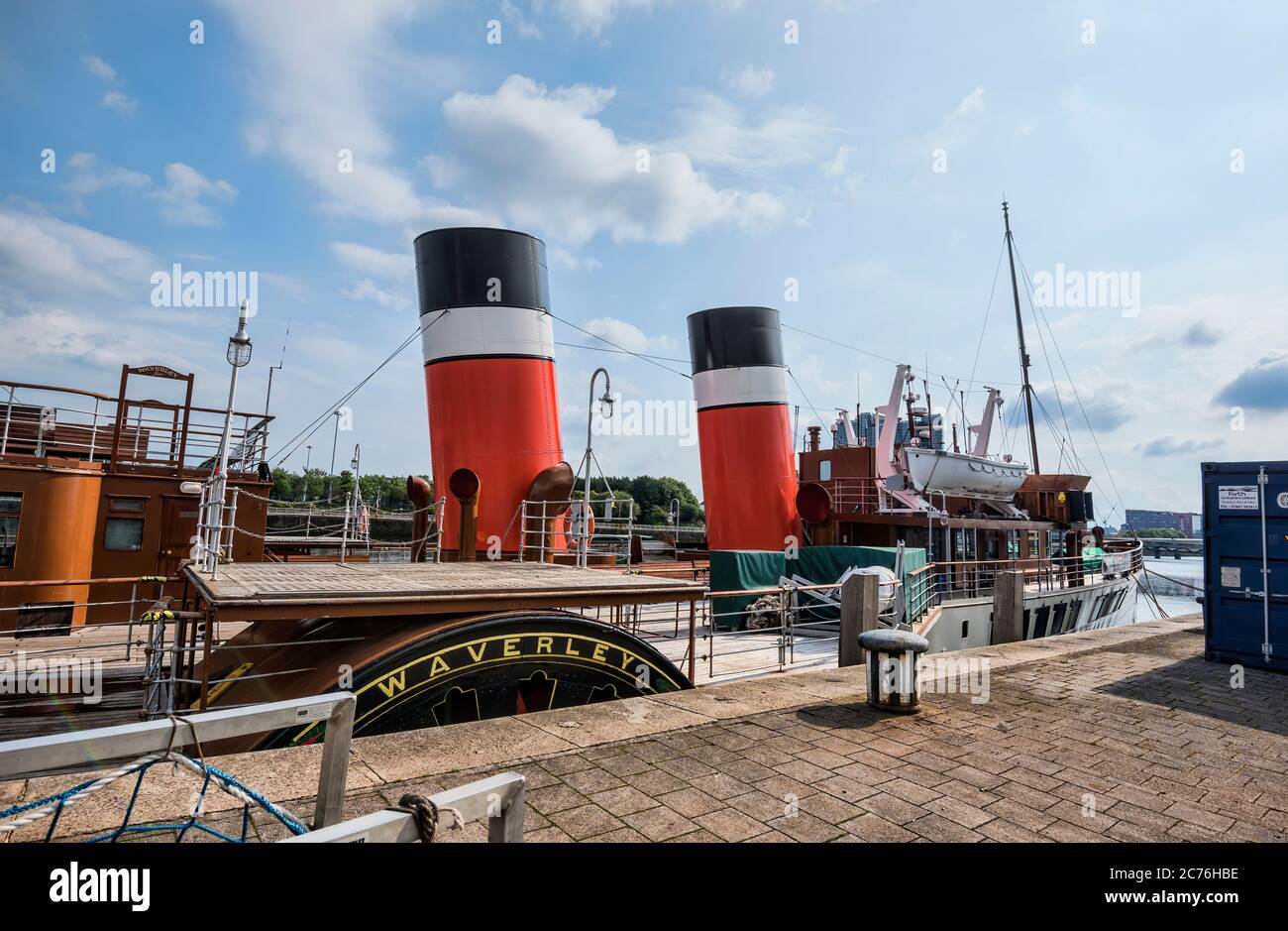 Waverley paddle steamer hi-res stock photography and images - Alamy