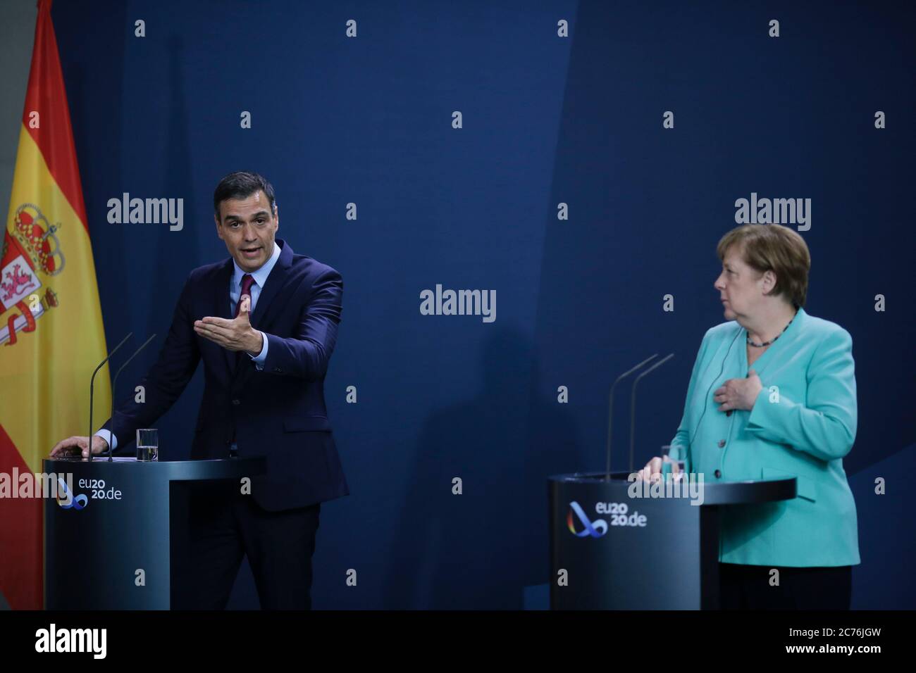 Angela merkel pedro sanchez hi-res stock photography and images - Alamy