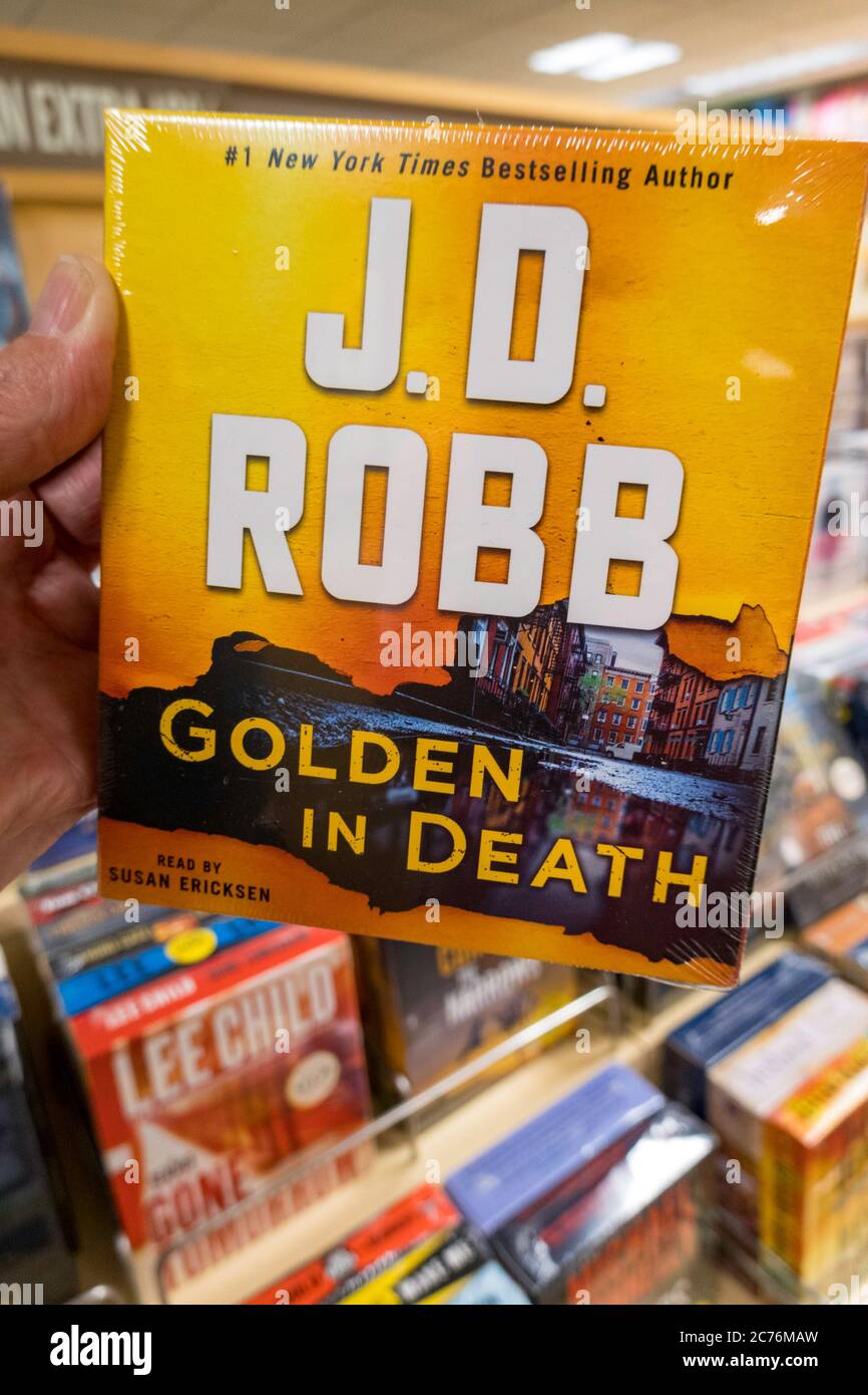 Death display hi-res stock photography and images - Alamy