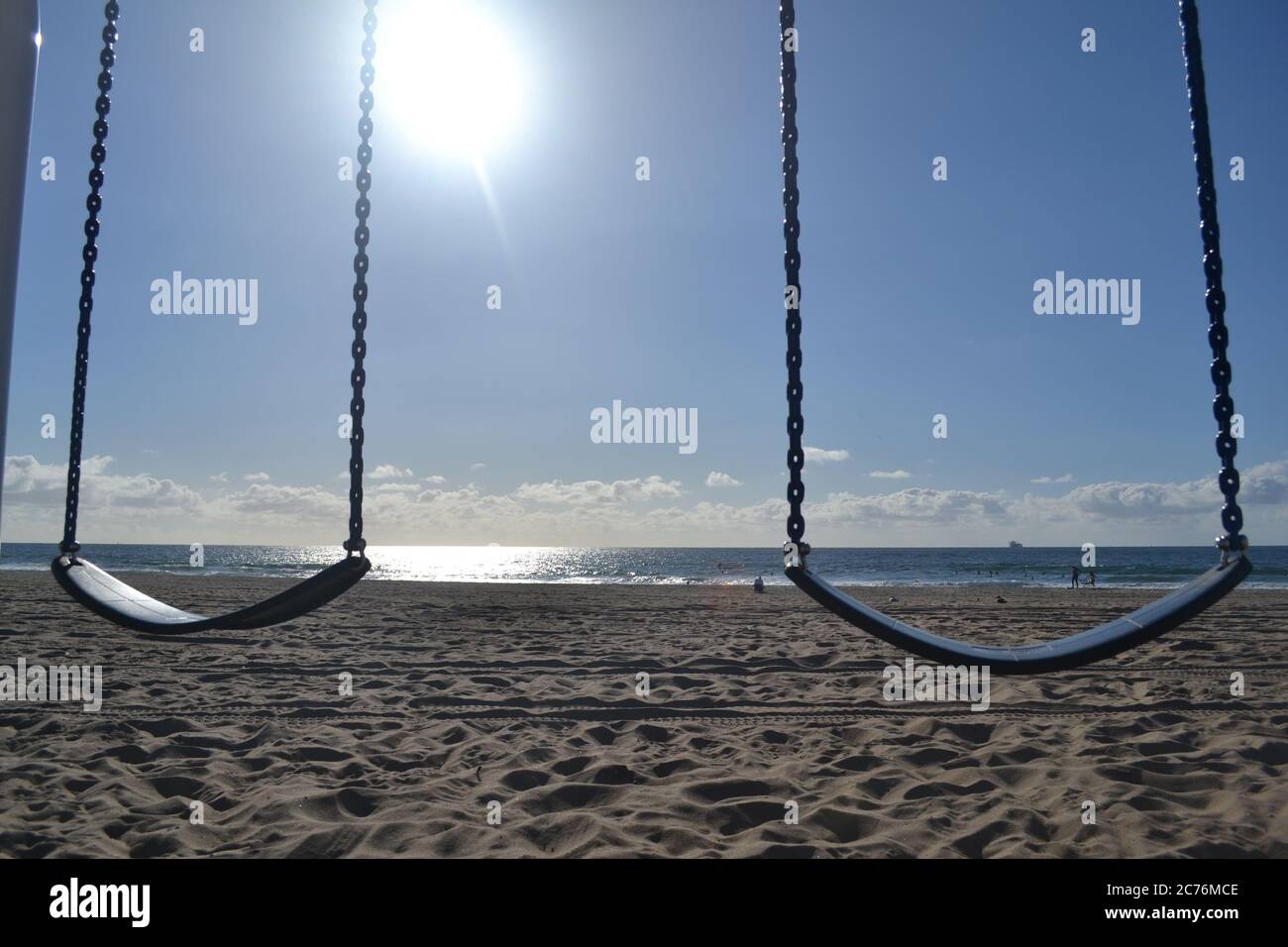 Leisure time on the beach in Los Angeles Stock Photo - Alamy