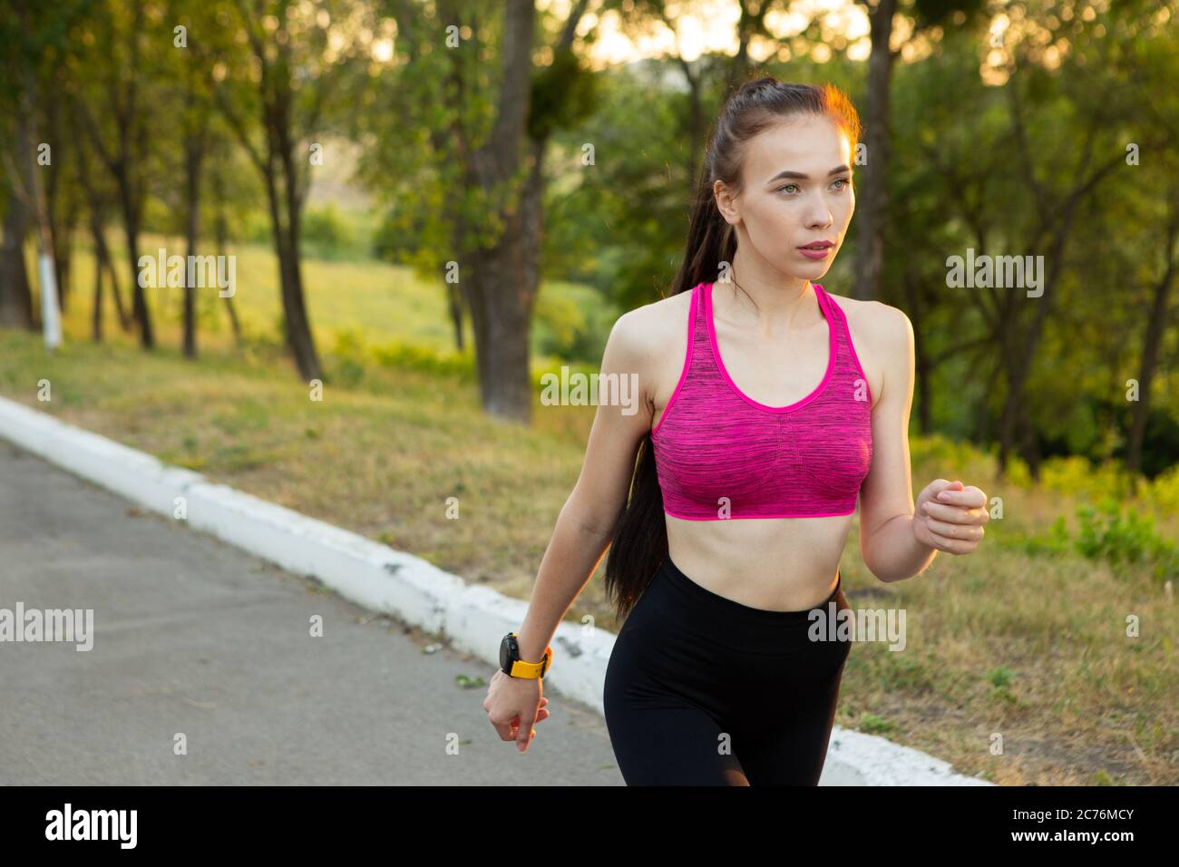 Woman runner hi-res stock photography and images - Alamy