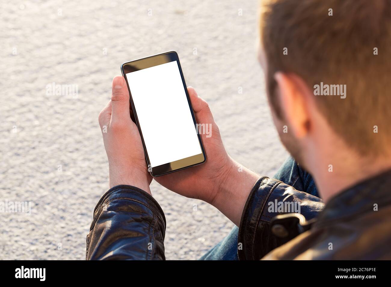 Person with cellphone hi-res stock photography and images - Alamy