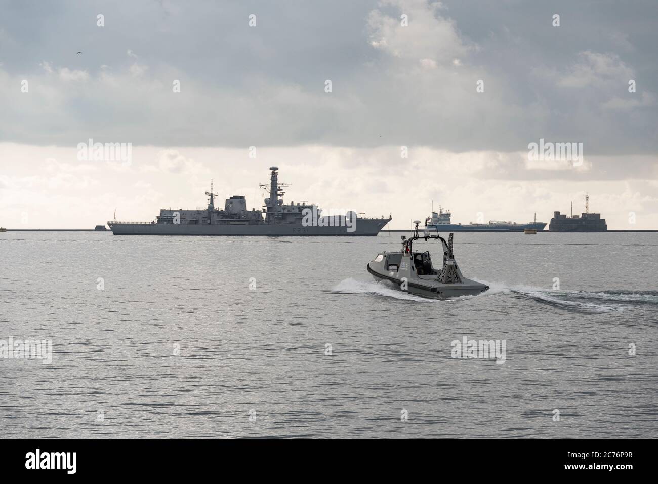 Hms Resolution High Resolution Stock Photography and Images - Alamy