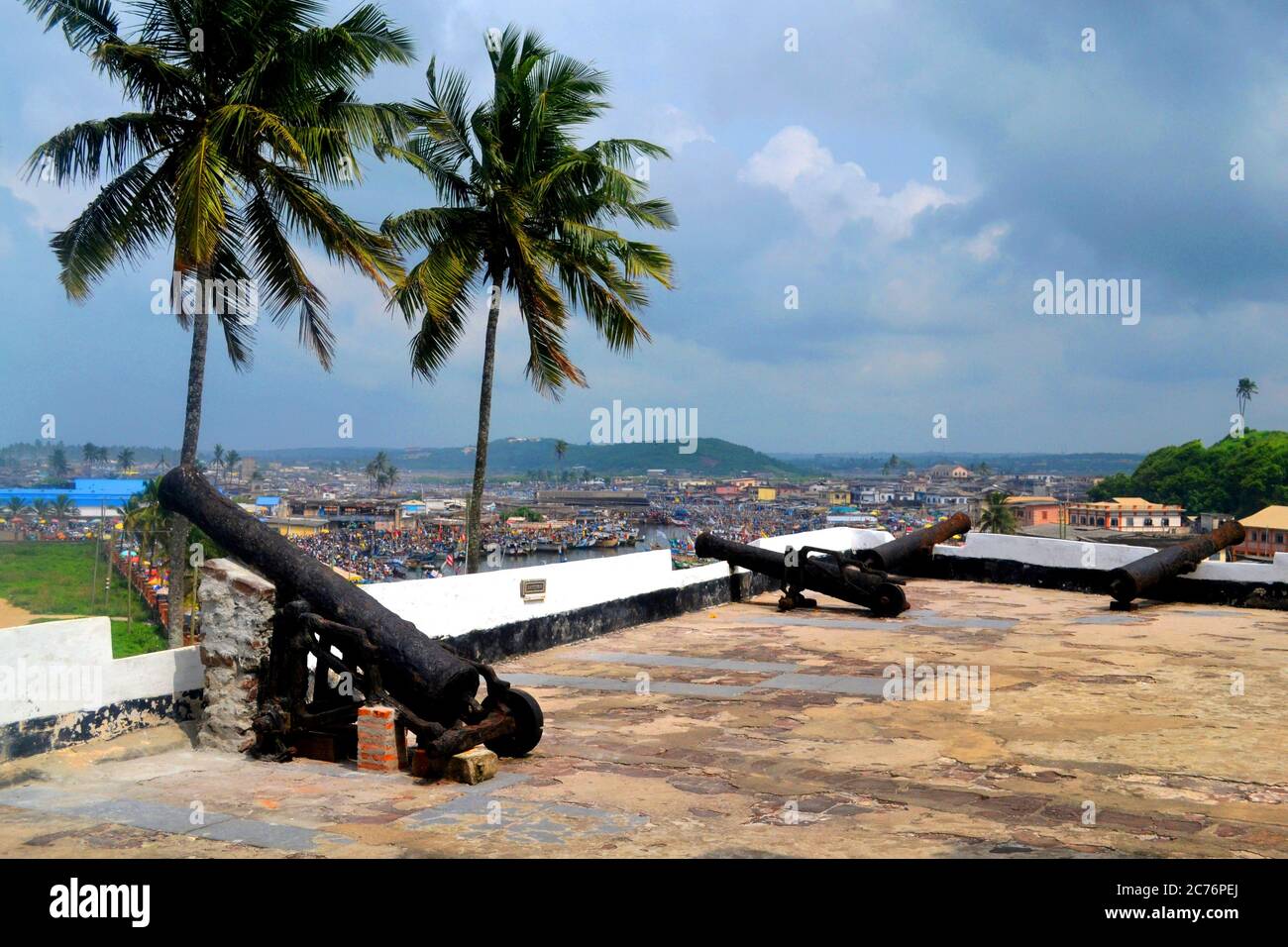 Historic fort in Cape Coast, Ghana Stock Photo - Alamy