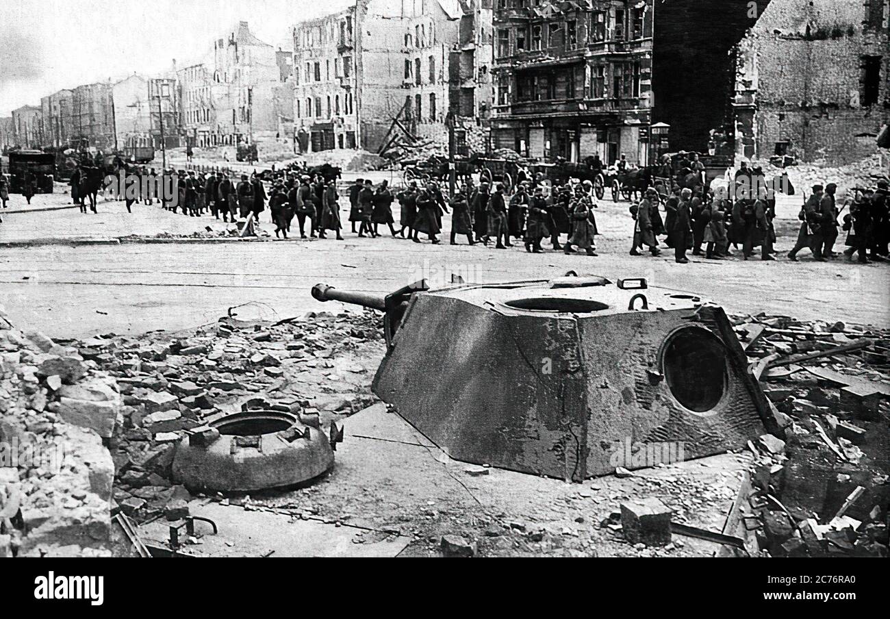 BATTLE OF BERLIN 1945 Stock Photo - Alamy