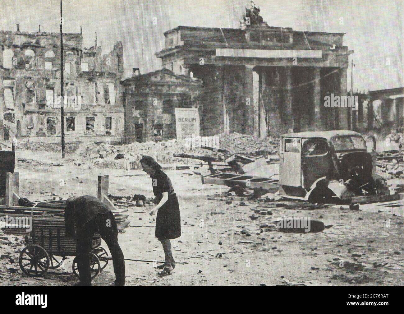 BATTLE OF BERLIN 1945 Stock Photo - Alamy