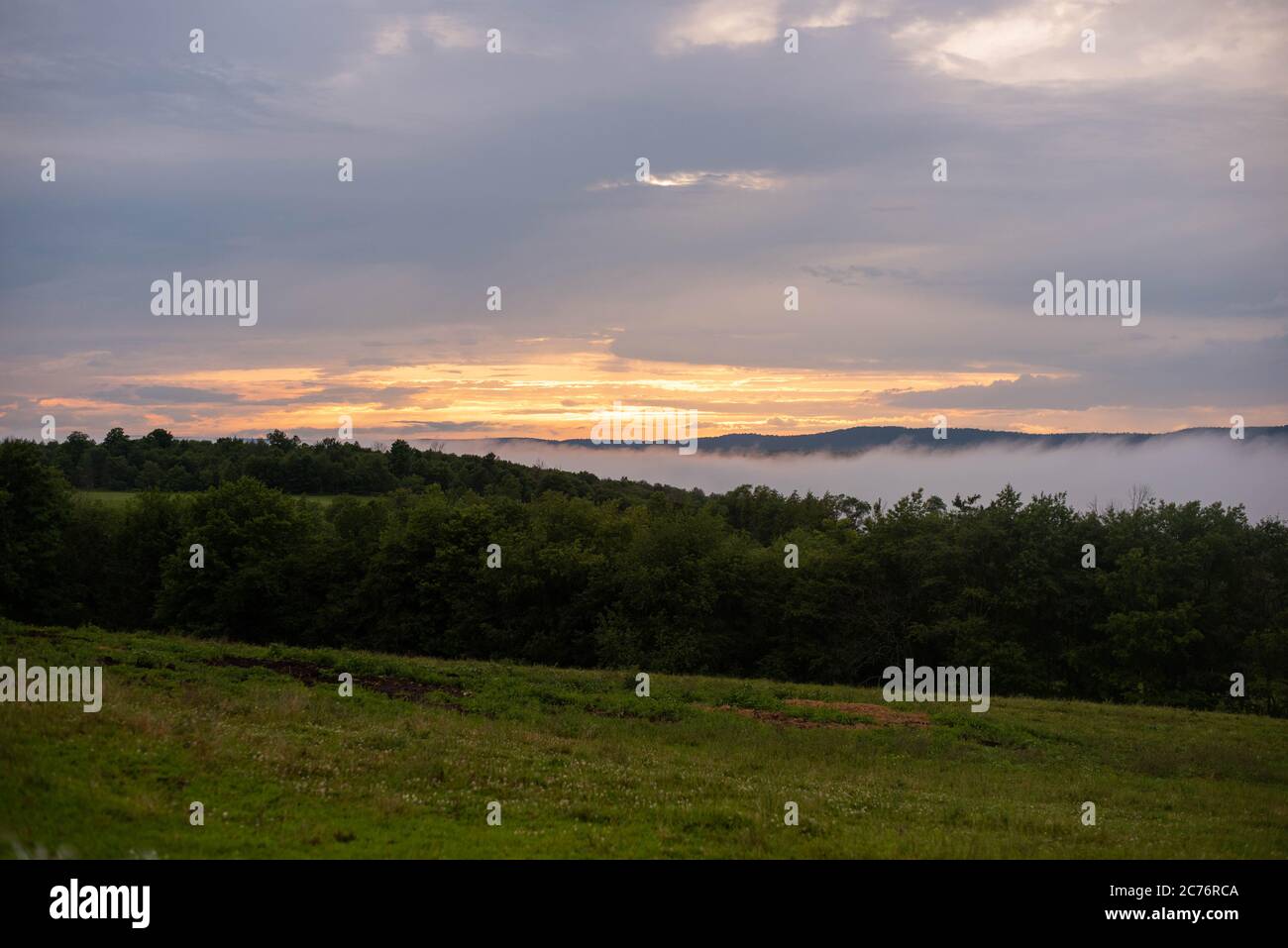 Pennsylvania Hills High Resolution Stock Photography and Images - Alamy