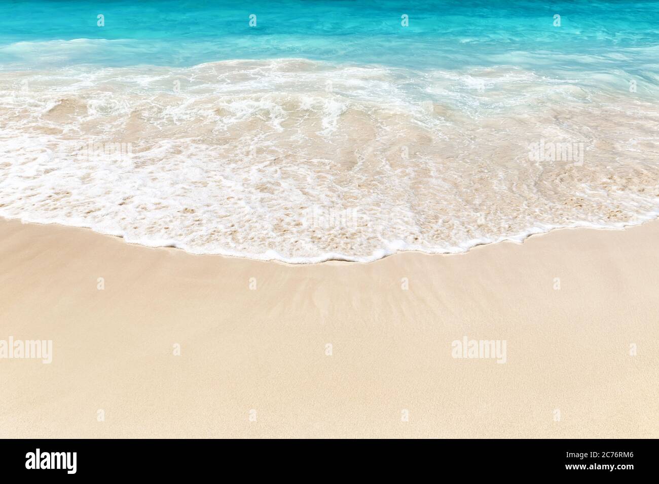 Sea shore wave scenery hi-res stock photography and images - Alamy