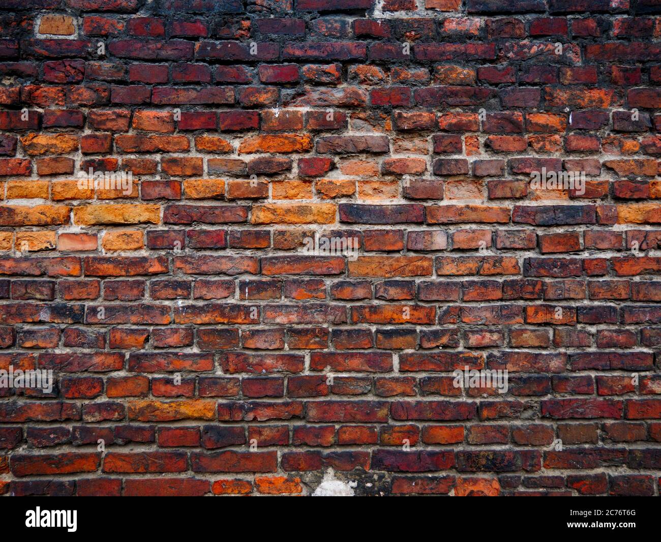 Uneven bricks hi-res stock photography and images - Alamy