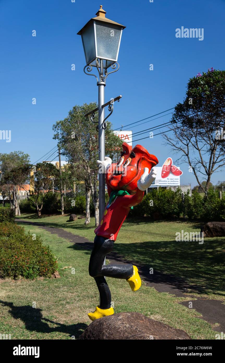 Happy dummy hi-res stock photography and images - Alamy