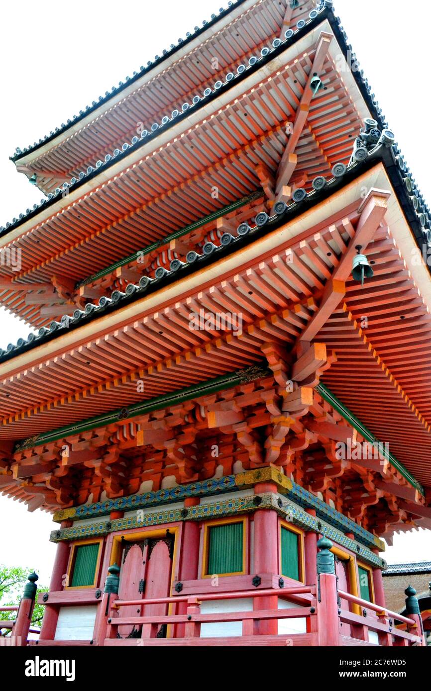 Pagoda windows hi-res stock photography and images - Alamy