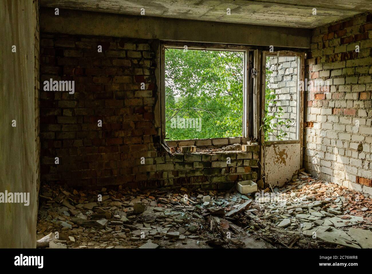 Old under construction apartment house, abounded ghost place Stock ...