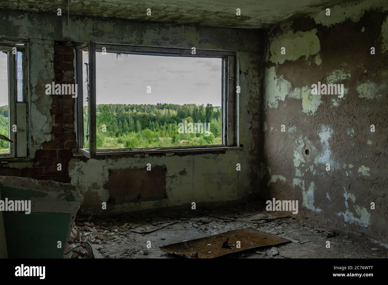 Old under construction apartment house, abounded ghost place Stock ...