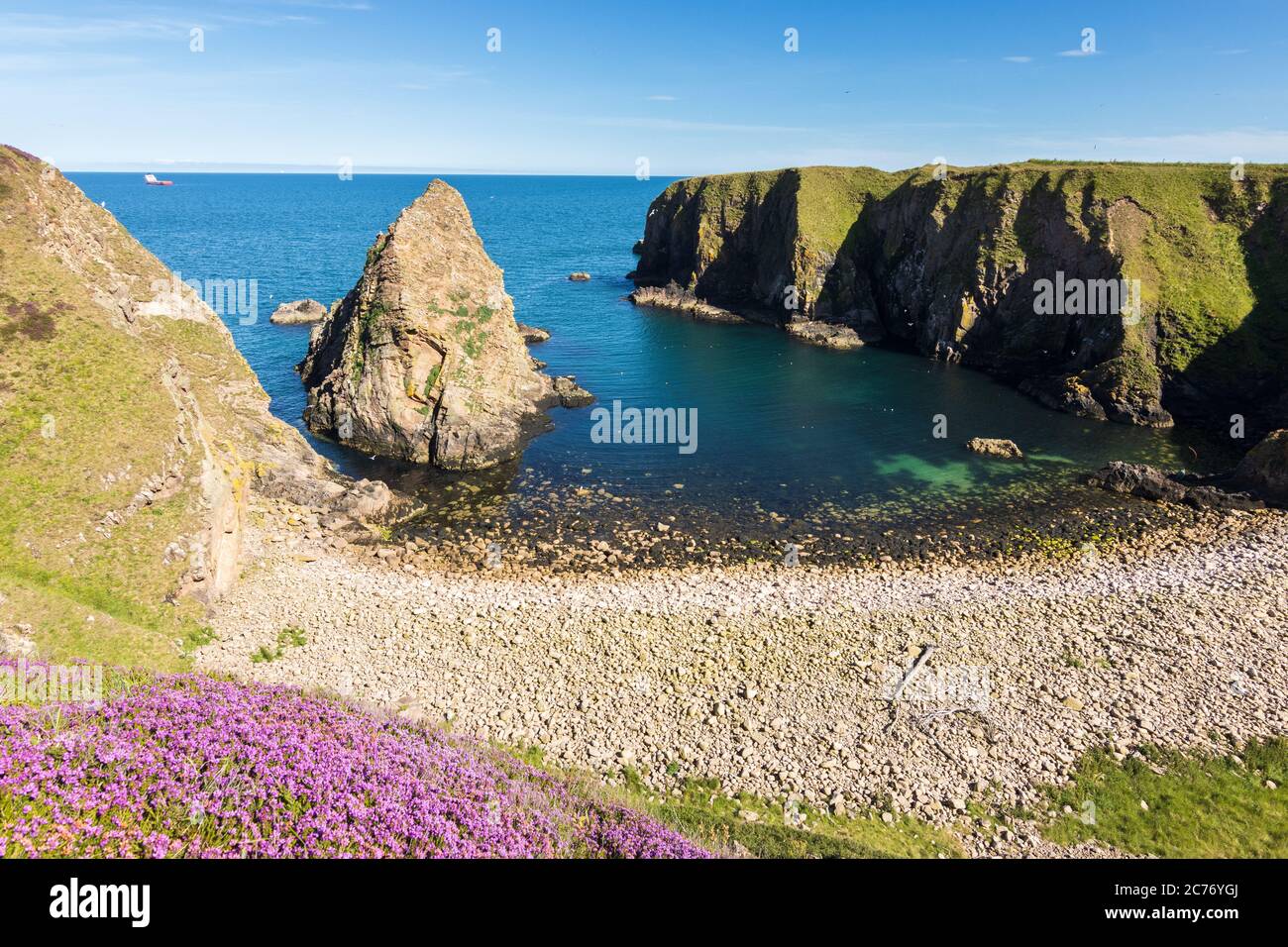 Bullers of buchan walk hi-res stock photography and images - Alamy