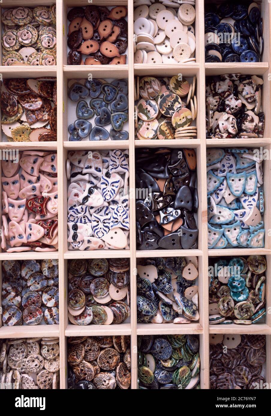 Drawer type hi-res stock photography and images - Alamy