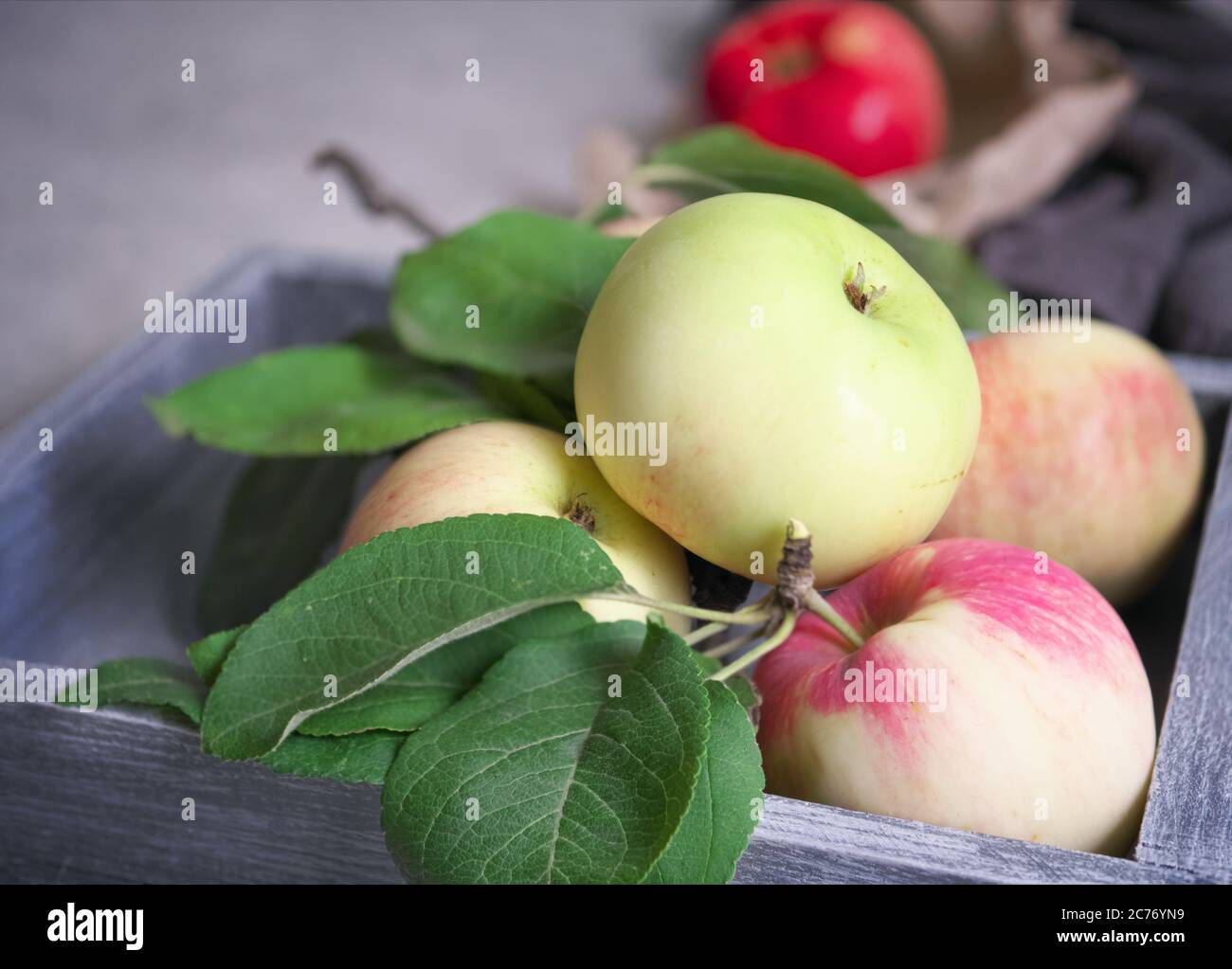 Apple harvest container hi-res stock photography and images - Alamy