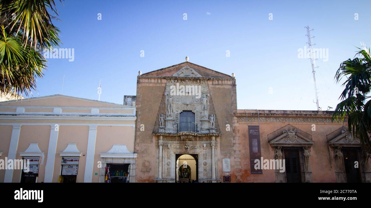 Merida mexico architecture colorful hi-res stock photography and images ...