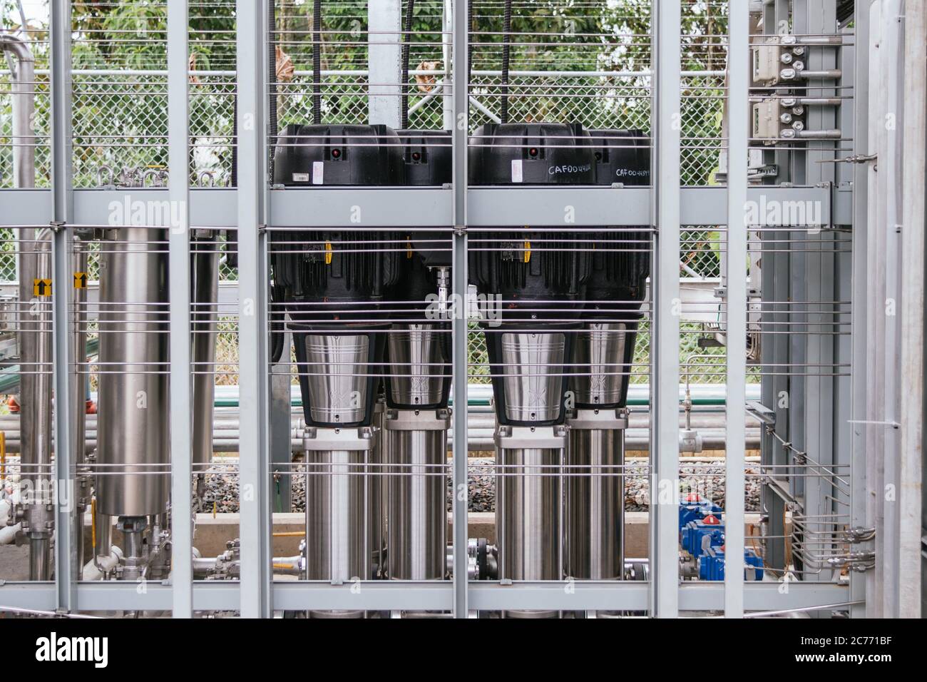 pipes, industrial elements, screws, pressure, pressure structures ...