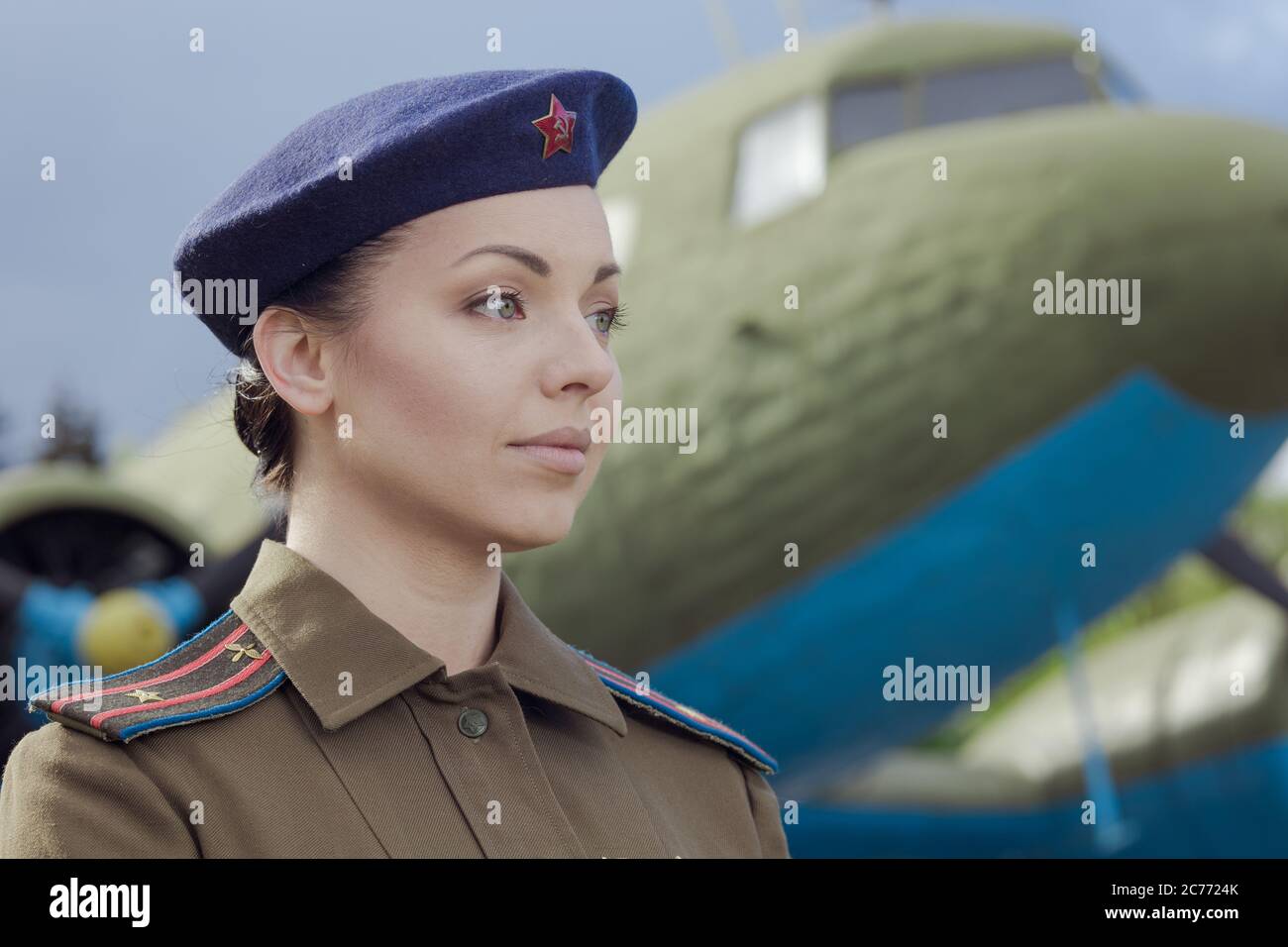 Female pilot wwii plane hi-res stock photography and images - Alamy