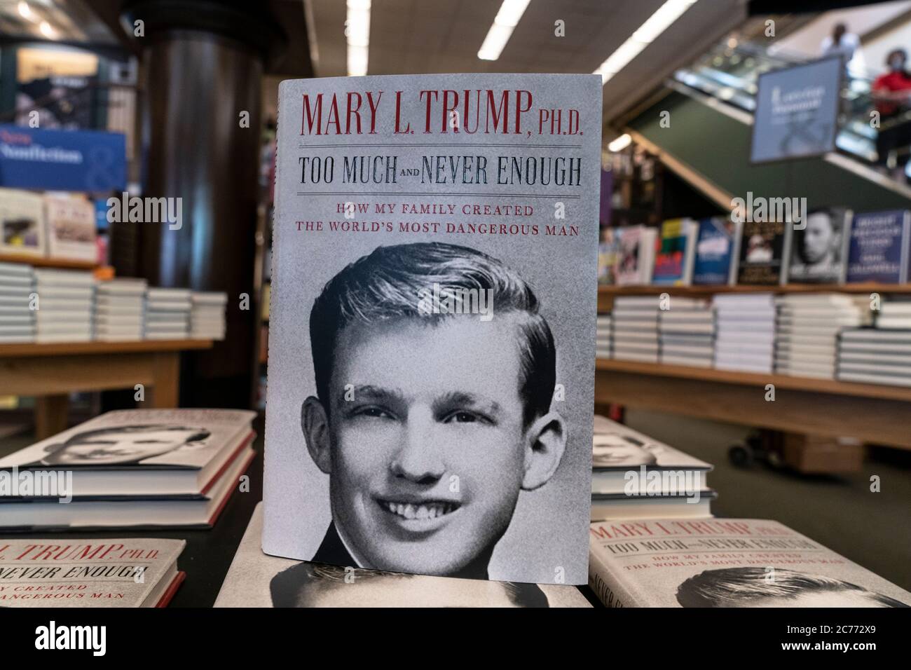 Mary trump niece hi-res stock photography and images - Alamy