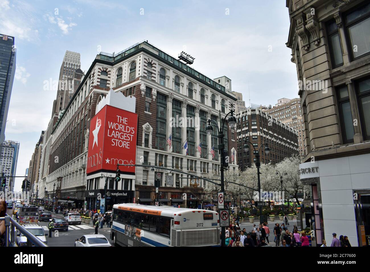 The worlds largest store hi-res stock photography and images - Alamy