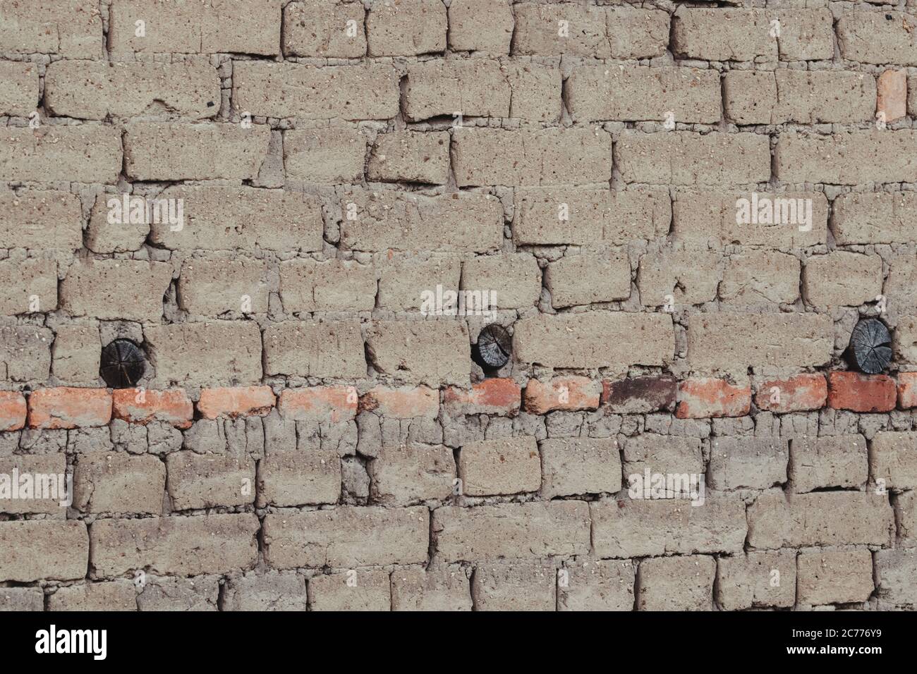 Mud bricks straw hi-res stock photography and images - Alamy