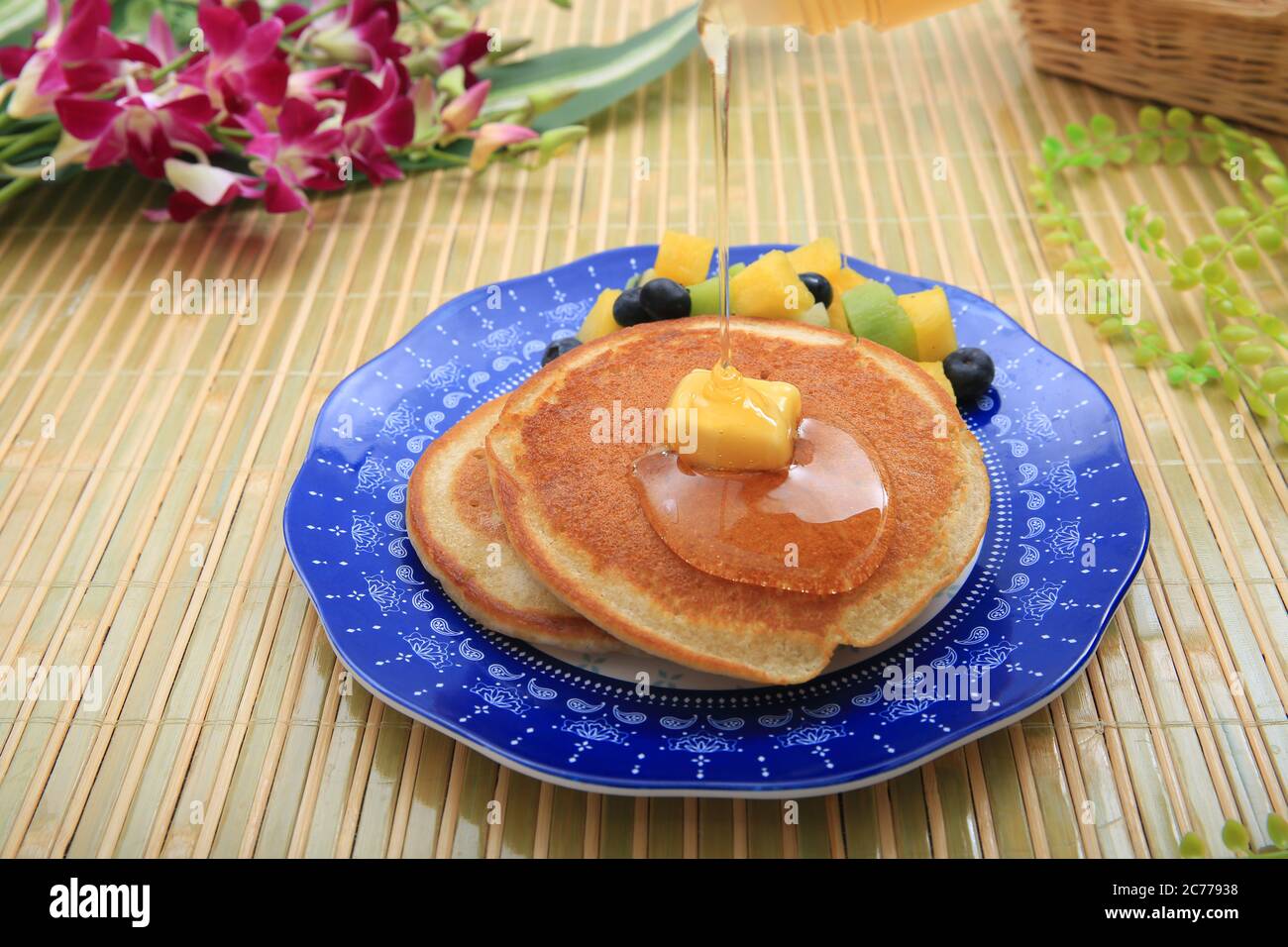 Pan cake hi-res stock photography and images - Alamy