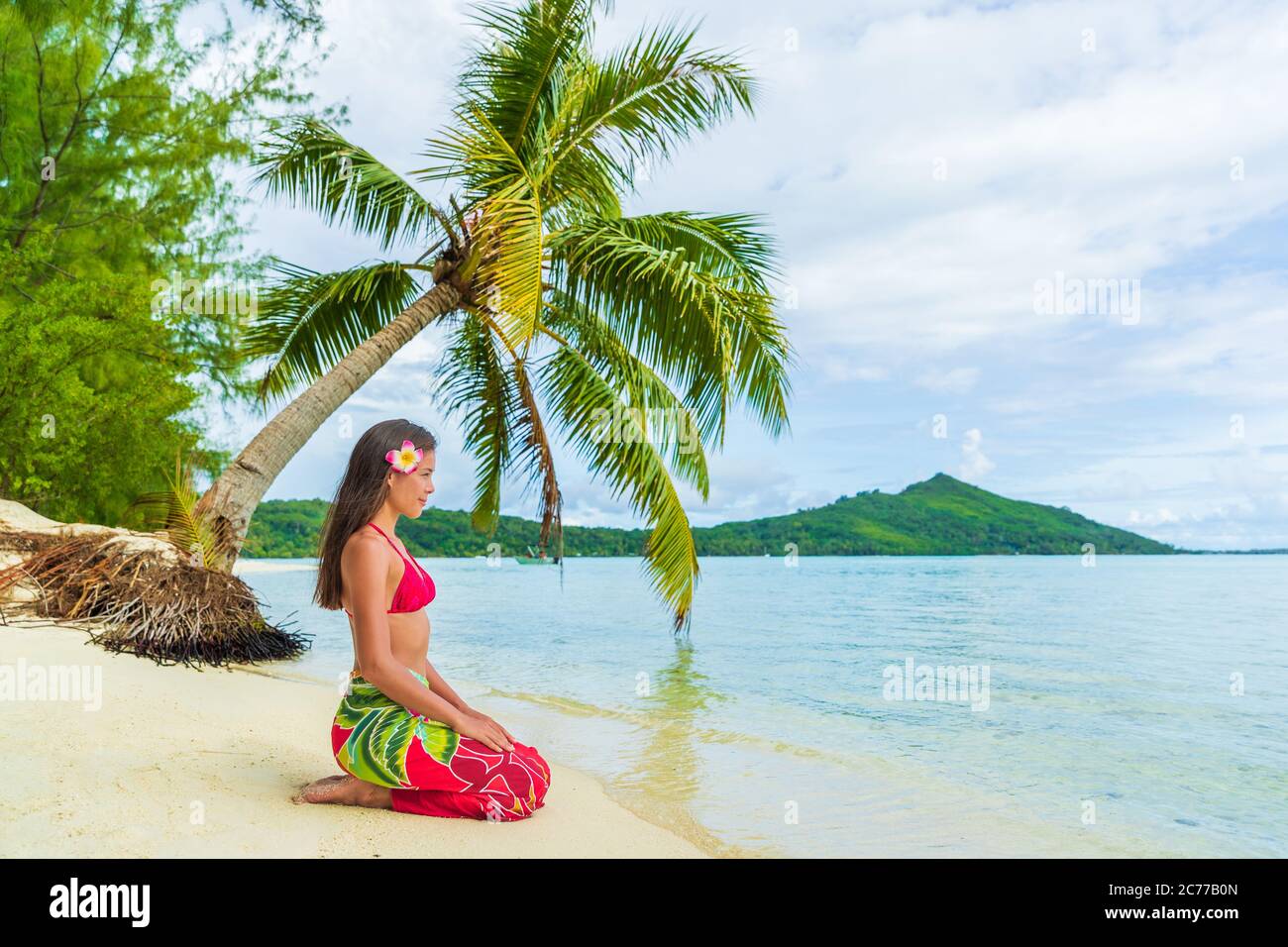 French Polynesia Tahiti Native Woman High Resolution Stock Photography and Images - Alamy