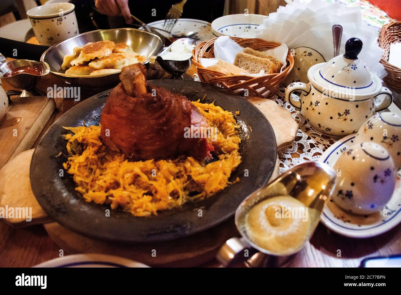 Foreign pastry hi-res stock photography and images - Alamy