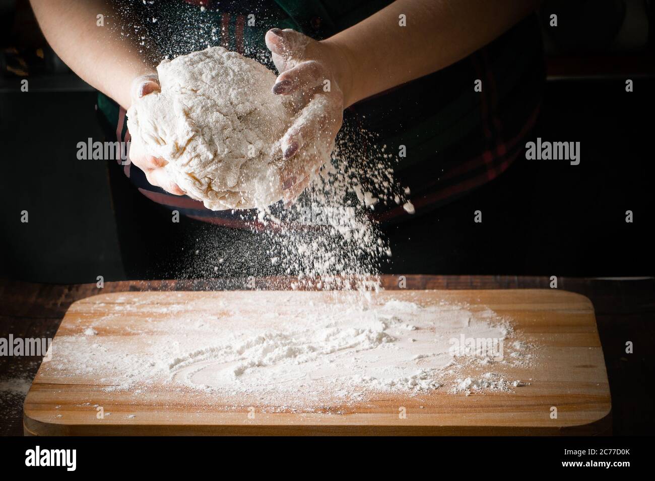 Pizza flour hi-res stock photography and images - Alamy