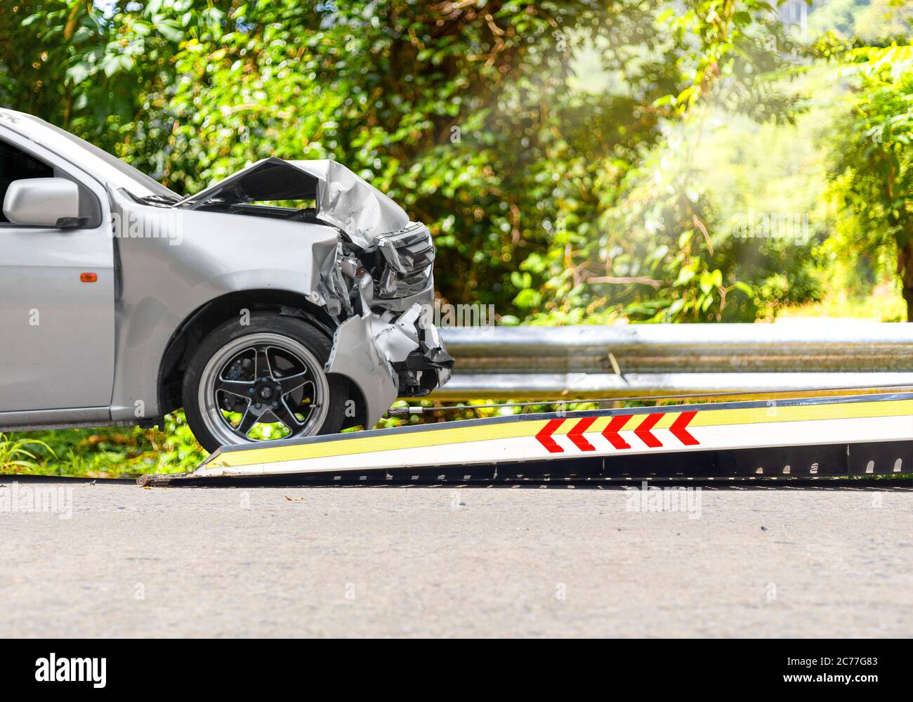 Close up car skid road crash hi-res stock photography and images - Alamy