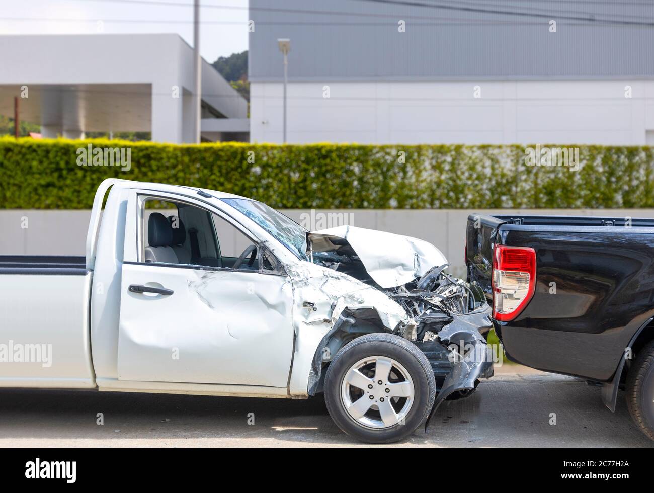 Front White color pack up car crash with back side black color car get ...