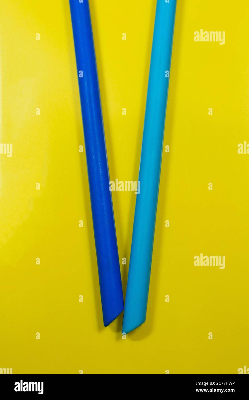 set of reusable straws Stock Photo - Alamy