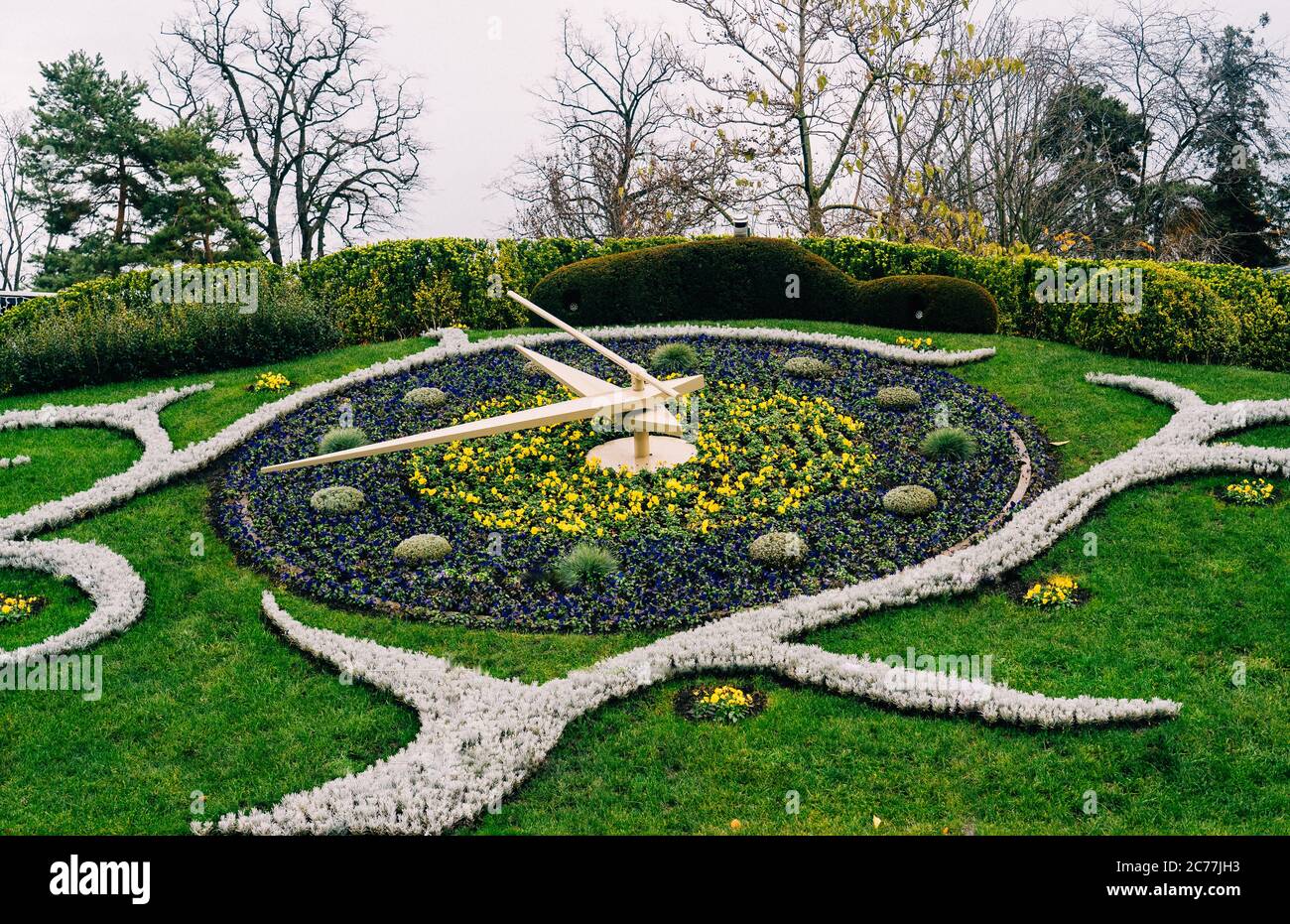 Switzerland geneva flower clock hi-res stock photography and images - Alamy