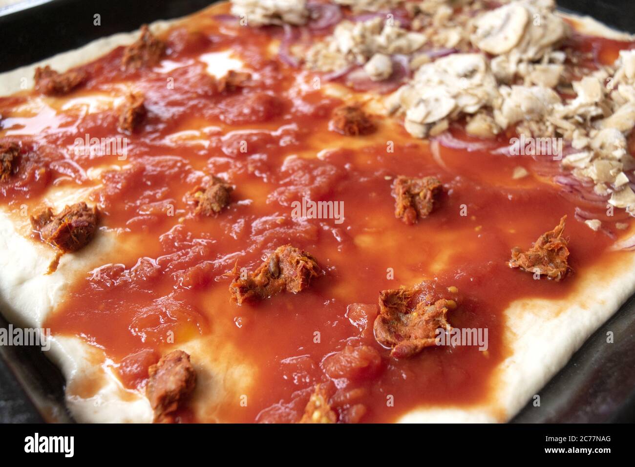 Nduja pizza hi-res stock photography and images - Alamy