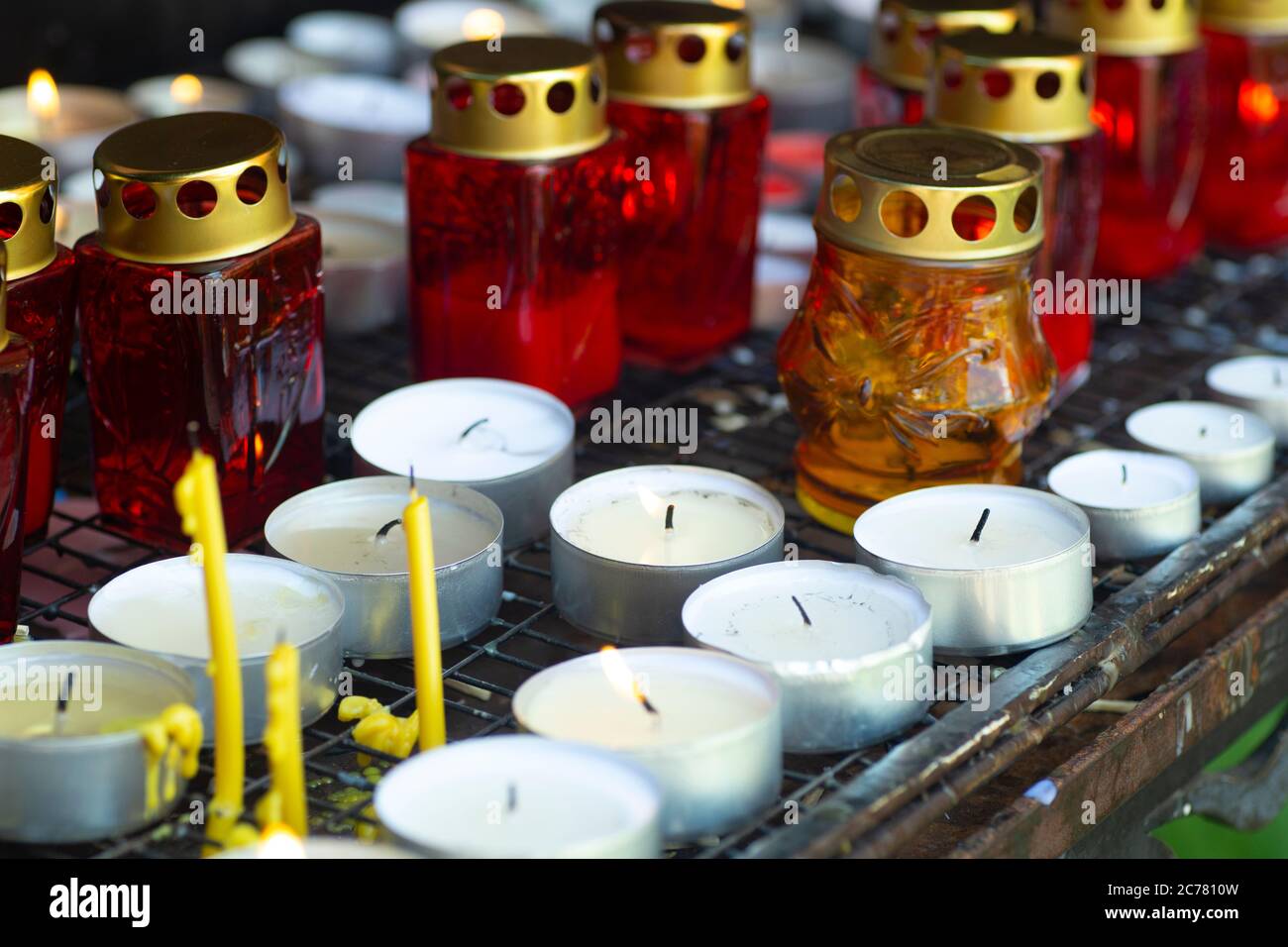 Gold spa vigil hi-res stock photography and images - Alamy