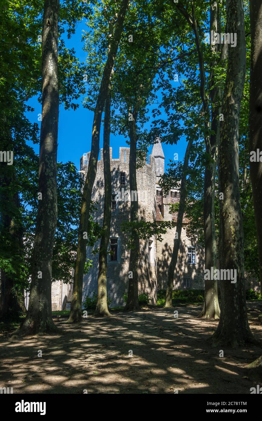 11th/12th and 19th century Chateau-Guillaume, Lignac, Indre (36 ...
