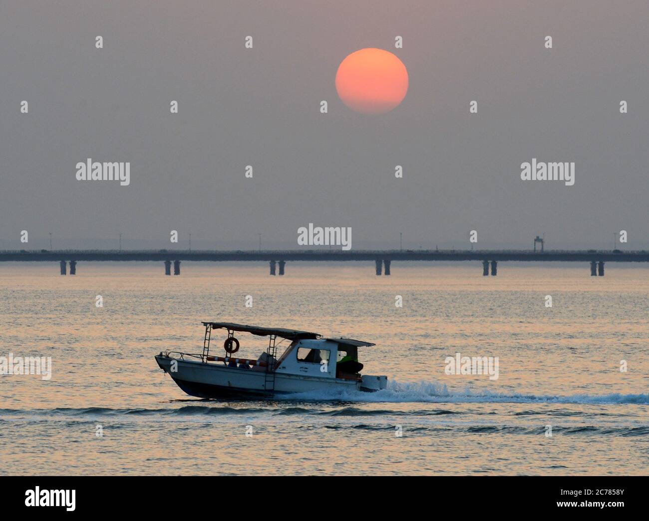 14 sails hi-res stock photography and images - Alamy