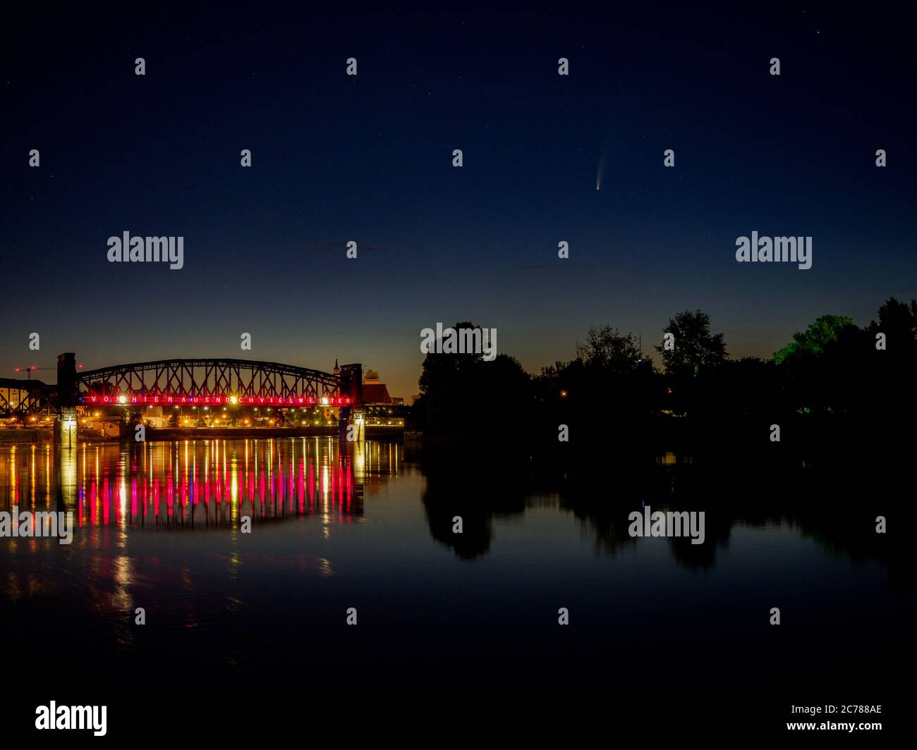 Comet bridge hi-res stock photography and images - Alamy