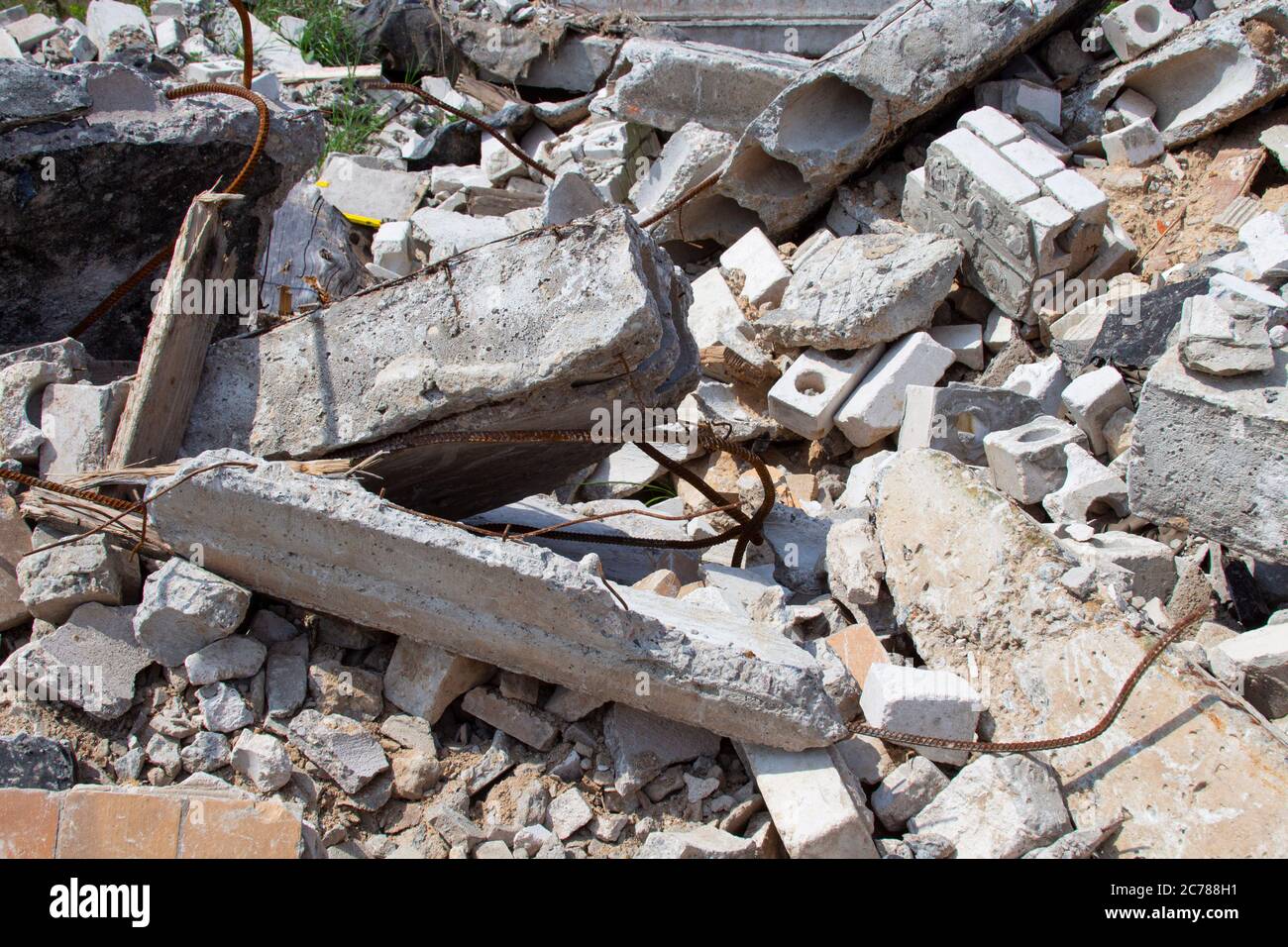 Pieces of concrete and brick debris in an open-air structure Stock ...