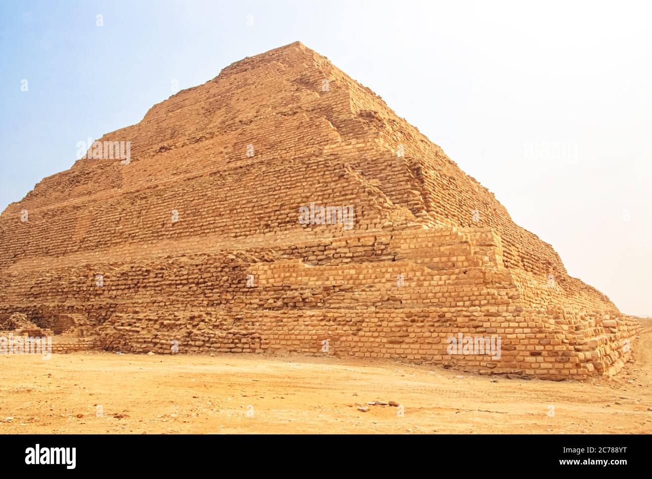 Saqqara ruins hi-res stock photography and images - Alamy